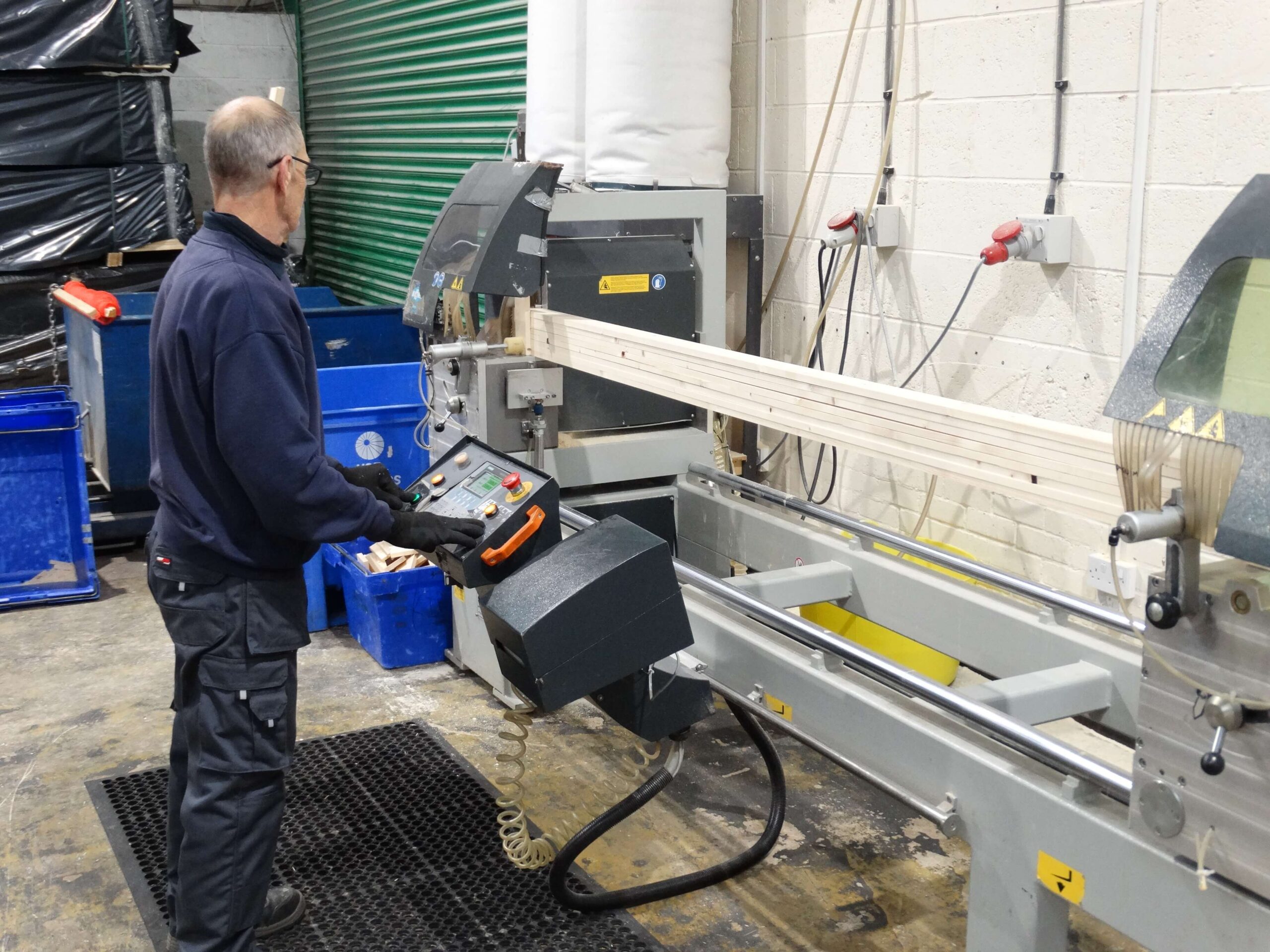 Structural Cavity Closers by Subframes